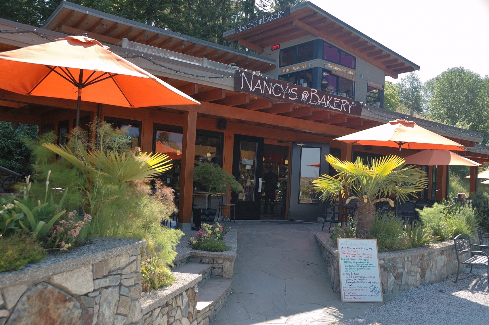 Lund Harbour, British Columbia - Cinnamon buns at the end of the road ...