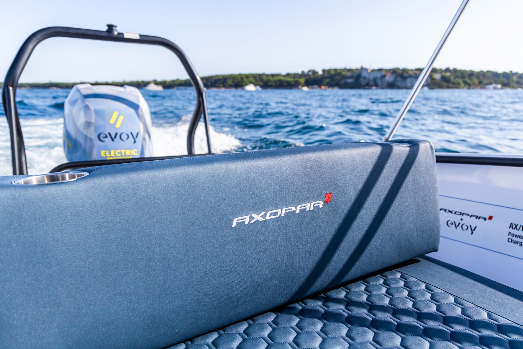 Electric Axopar 25 Prototype